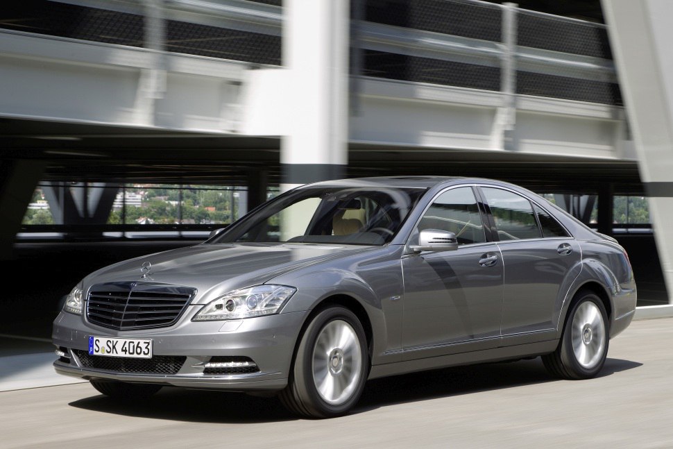 Mercedes-Benz S-class (W221, facelift 2009) S 350 (272 Hp) 4MATIC G-TRONIC